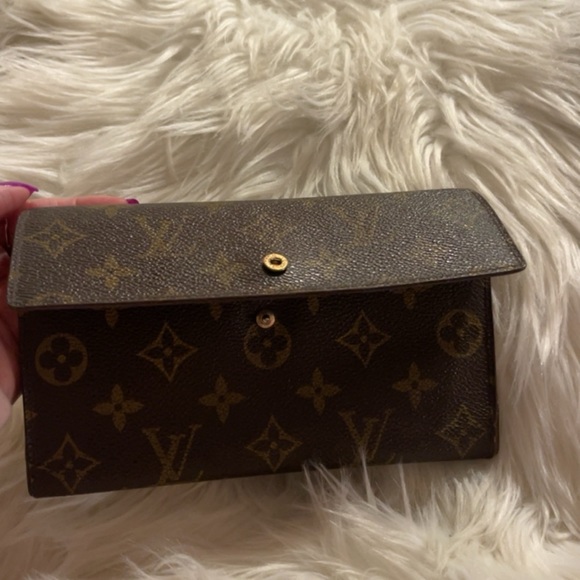 Louis Vuitton | Bags | Louis Vuitton Monogram Wallet Serial Number ...